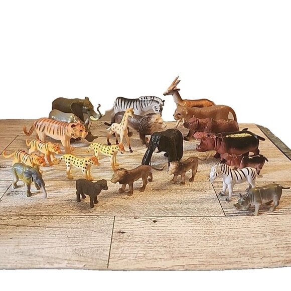 UNKNOWN | Toys | Lot Of 22 Zoo Animals Sizes 4 Mixed Sizes And Shapes ...